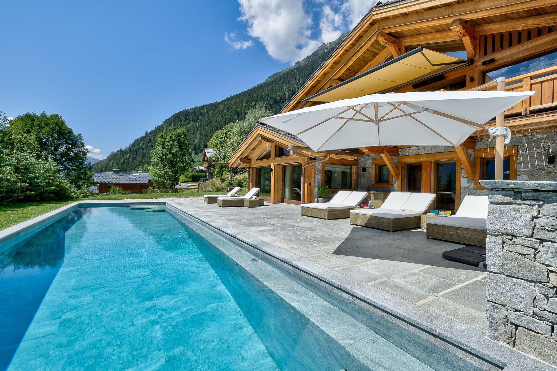 Chalet Amarok | Luxury Summer Chalet in Chamonix
